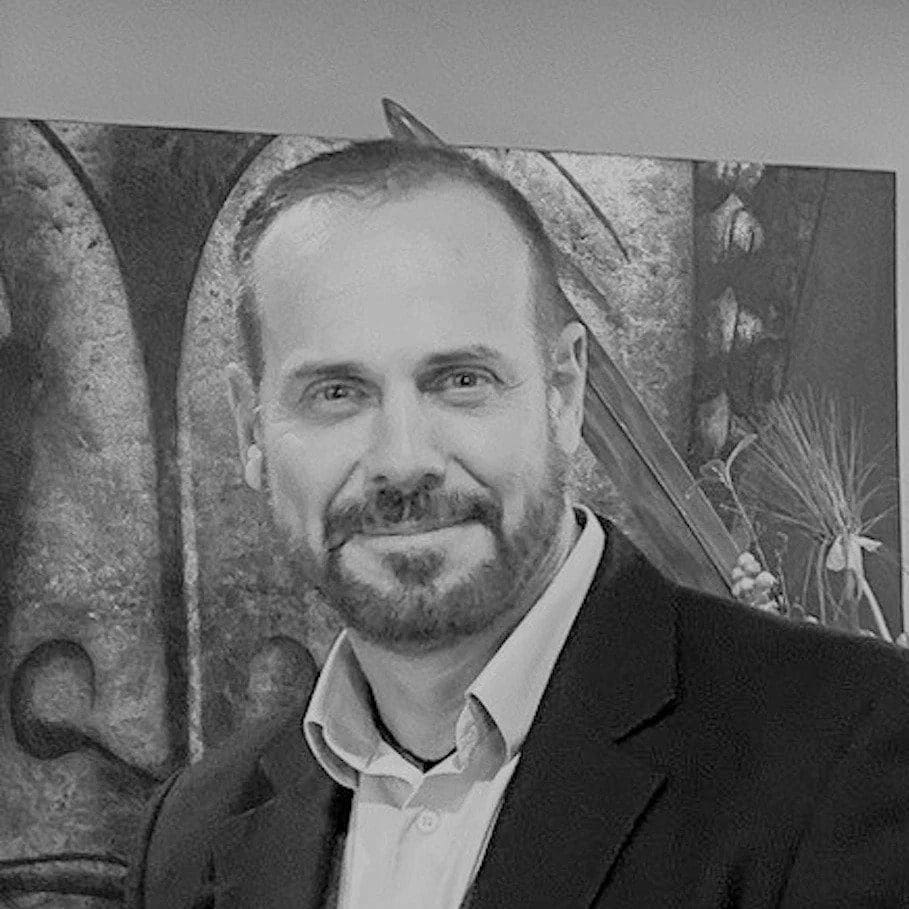 Dr Willem Van Der Merwe | CannaPlus+ Medicinal Cannabis Clinic NZ